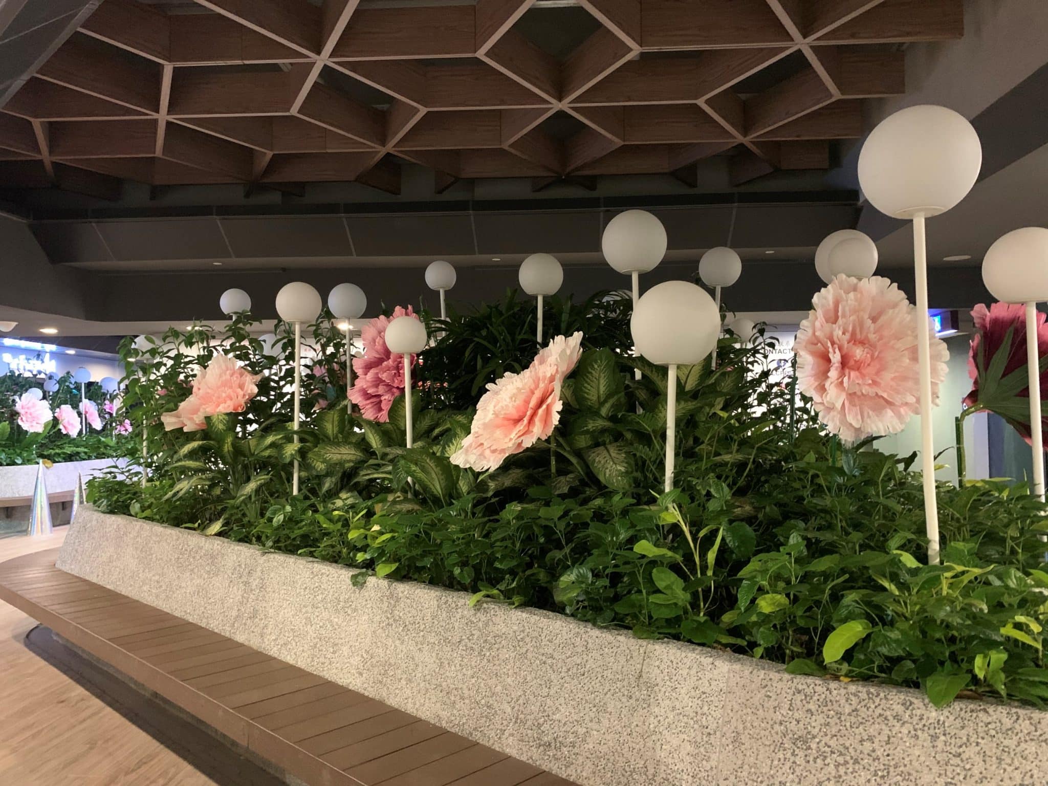 Poiz Centre Festive Decorations 2019/2020 | icube events – your trusted ...